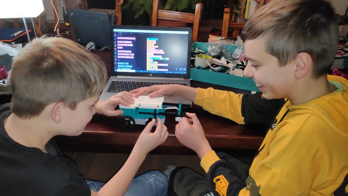 Sieger im Jugend forscht Regionalwettbewerb Südwestthüringen geehrt