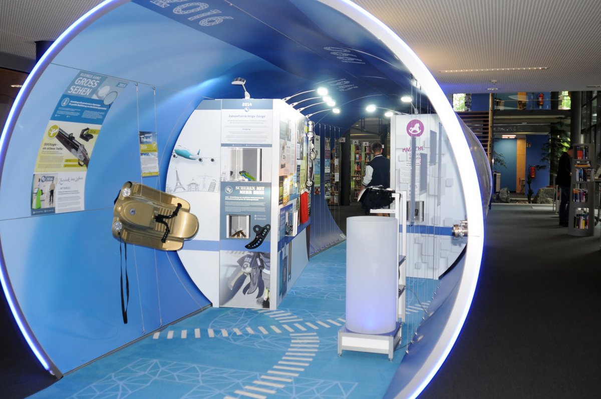 Zeitstrahl der Innovationen in der Cellarius Bibliothek zu sehen